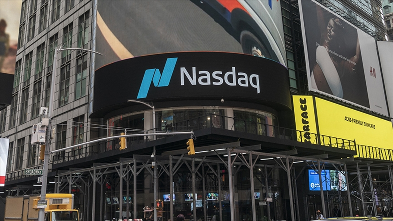 Evercore’dan iyimser tahmin: Teknoloji zirve yolunda! Nasdaq 100, ilk ...