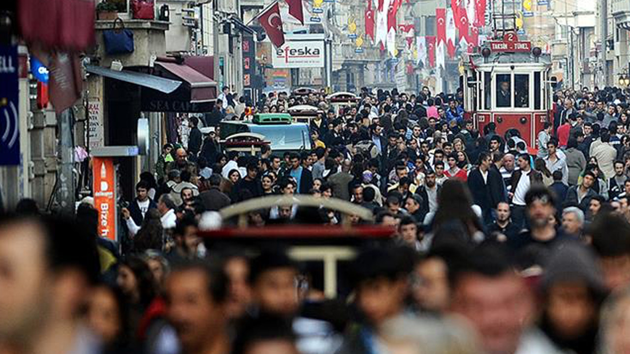 İstanbul'un nüfusu ne kadar, İstanbul'da kaç kişi yaşıyor? İşte TÜİK'e ...